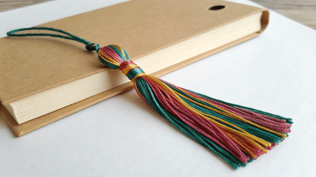 25 Creative Bookmark Ideas to Personalize Your Reading Experience